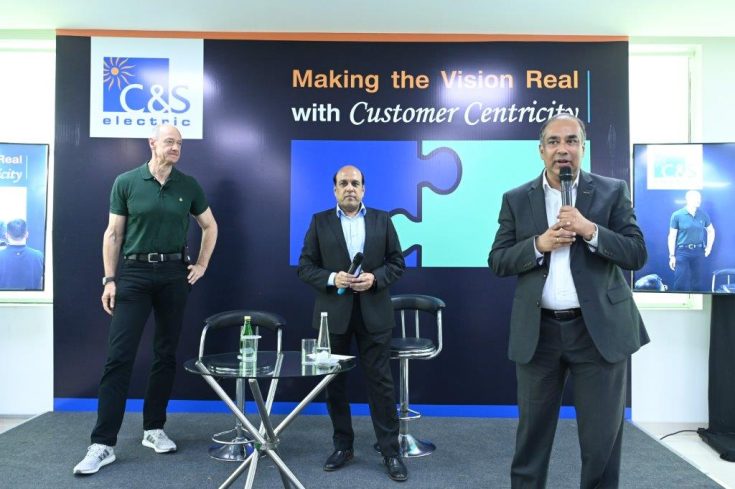 Dr. Roland Busch, President and CEO of Siemens AG, and Mr. Sunil Mathur ...